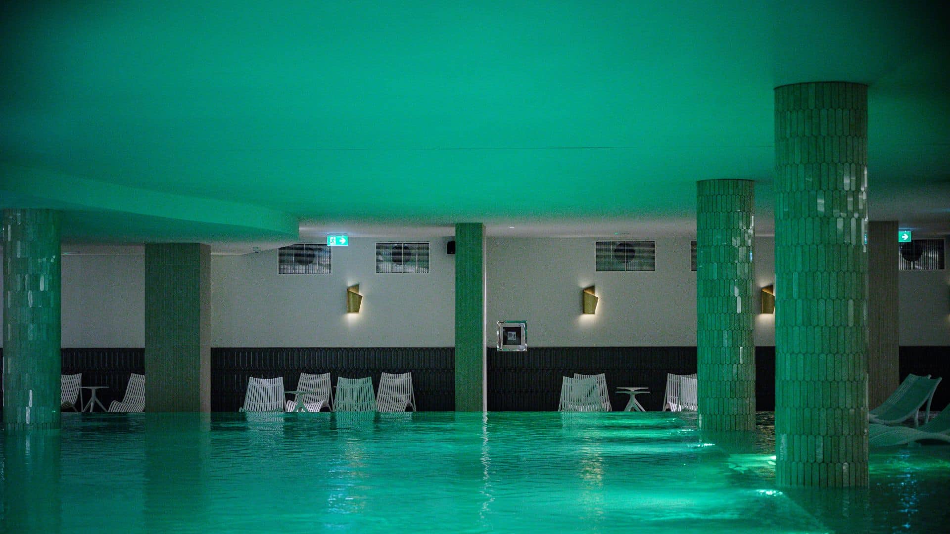 Pool zone - Amadria Park Official Web